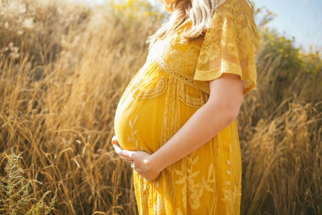 5 Weird Signs Labor Is Near - Parent From Heart