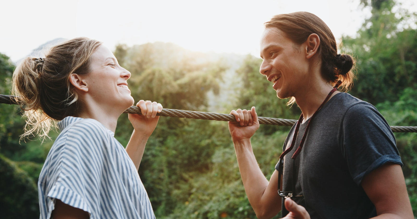 People who can instantly put others at ease usually have these 8 little ...